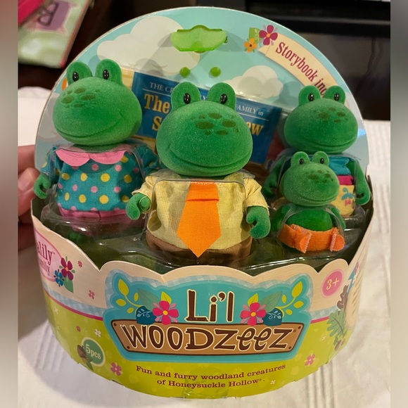 Li’L Woodzeez | Toys | New Lil Lil Woodzeez Croakalily Frog Toad Family ...